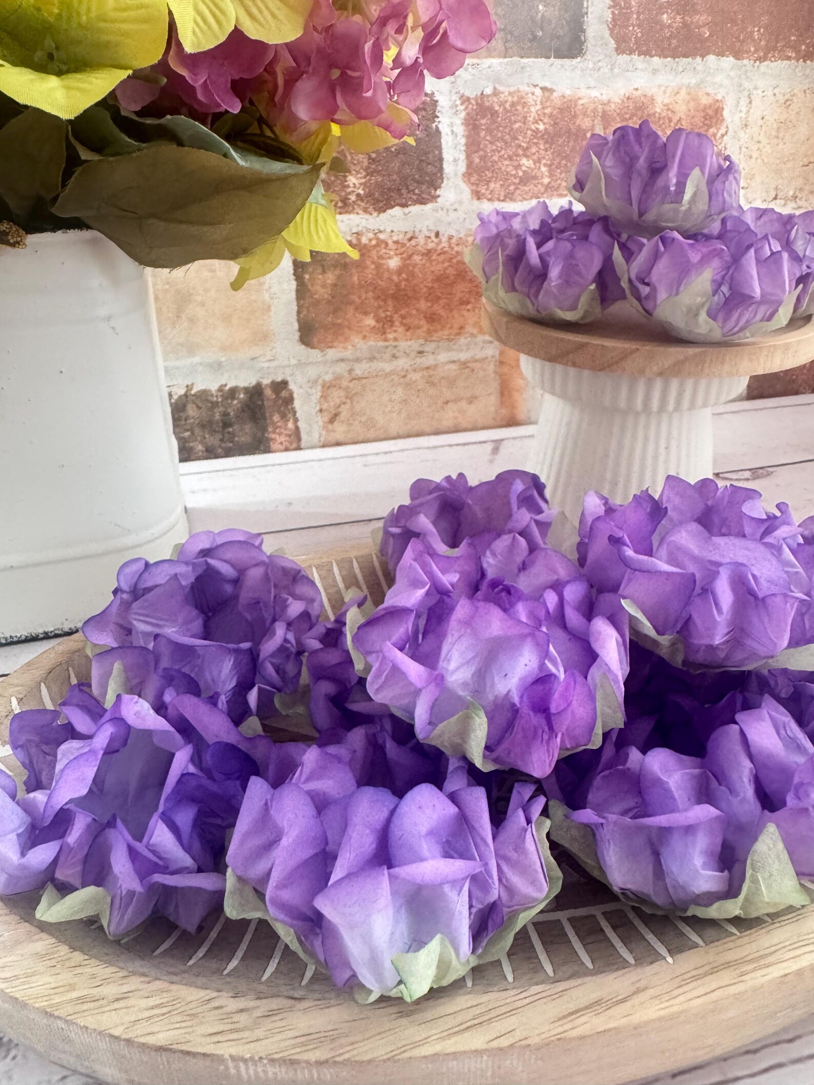 Gerbera Violet Flowers Wrappers Truffle for Holding Chocolate, Favor ...