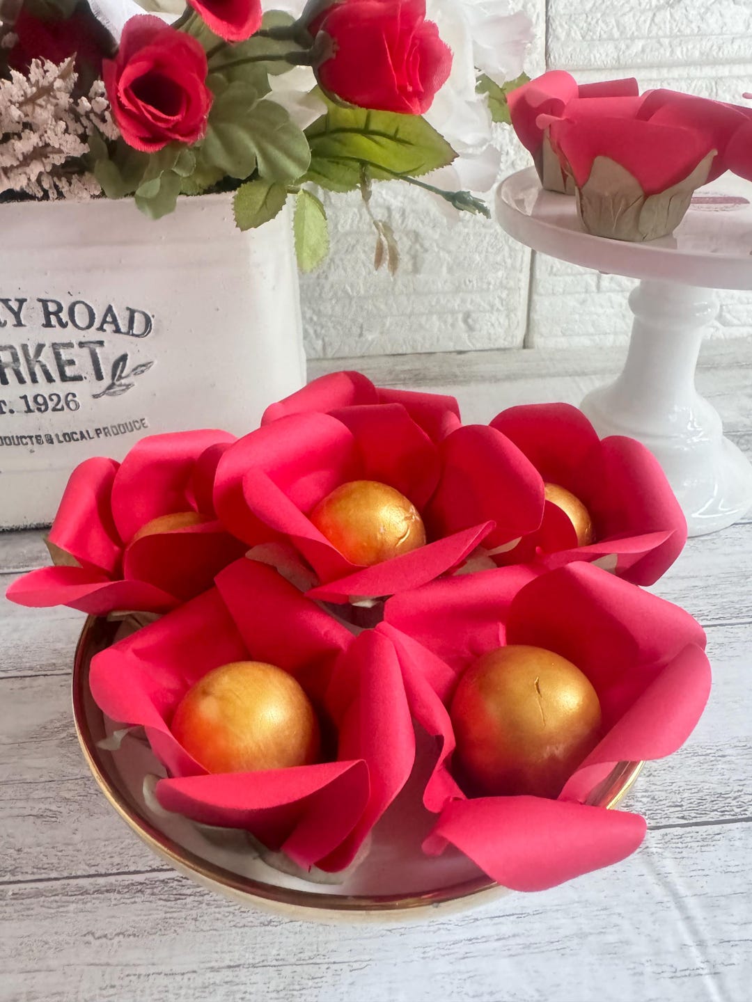 Alba Red Roses Wrapper for Holding Chocolate Decor, Wedding Treat Ideas ...