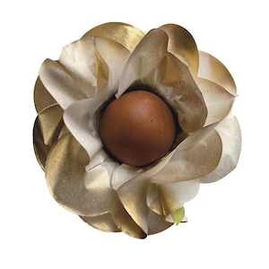 Camelia Wedding Gold Color Flower Wrapper for Holding Chocolate ...