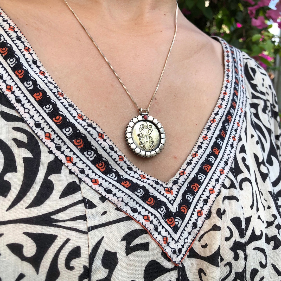 Mars Yantra Pendant: Vedic Astrology Amulet, Hindu God Talisman - Etsy