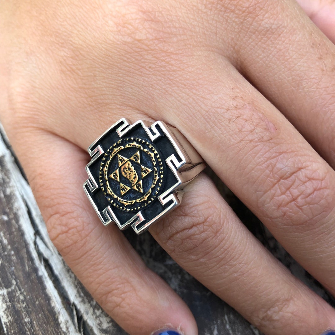 Sterling Silver Krishna Ring: Vishnu Yantra Talisman, God of Protection ...