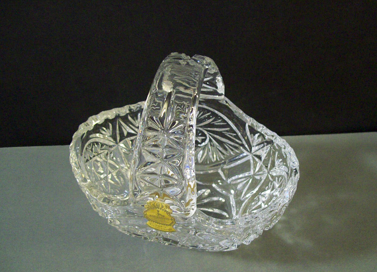 IMPERLUX CRYSTAL BASKET With Handle Pinwheel and Star Pattern Lead ...
