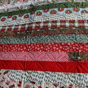 Handmade Christmas Quilt, Modern Striped Patchwork Blanket in Holiday ...