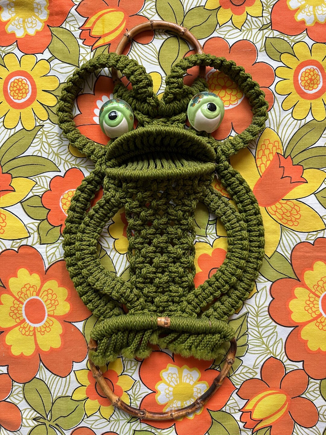 Vintage 70s Avocado Green Macrame Frog Hanging Towel Holder - Etsy