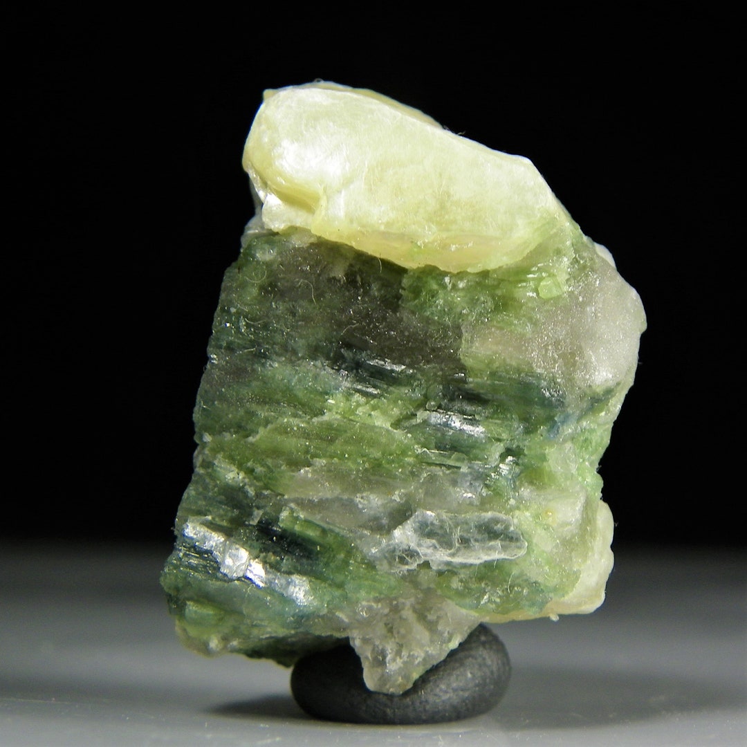 378 Ct Green Pink Tourmaline Crystal Quartz Clusters in Cookeite & Mt ...