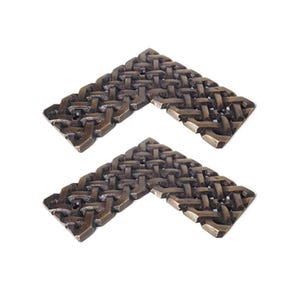 Set of Vintage French Infinity Knot Corner Decorative Plates Picture ...