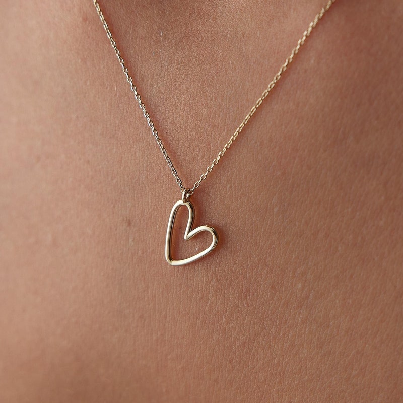 Simple Gold Heart Necklace - Etsy