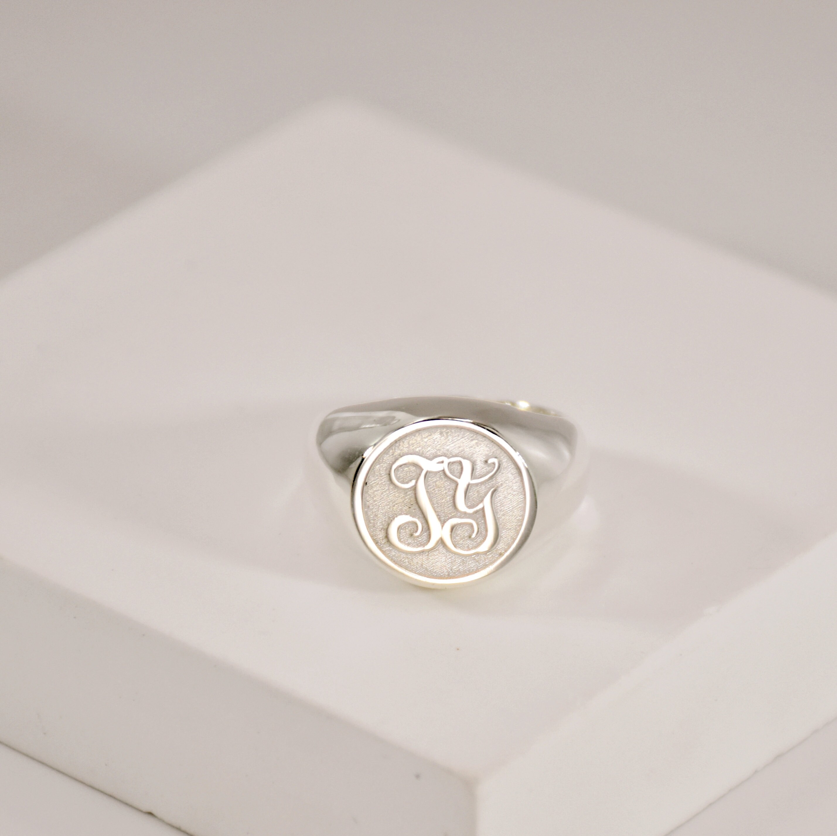 Signet Monogram Ring Personalized Initial Gold Signet Ring | Etsy
