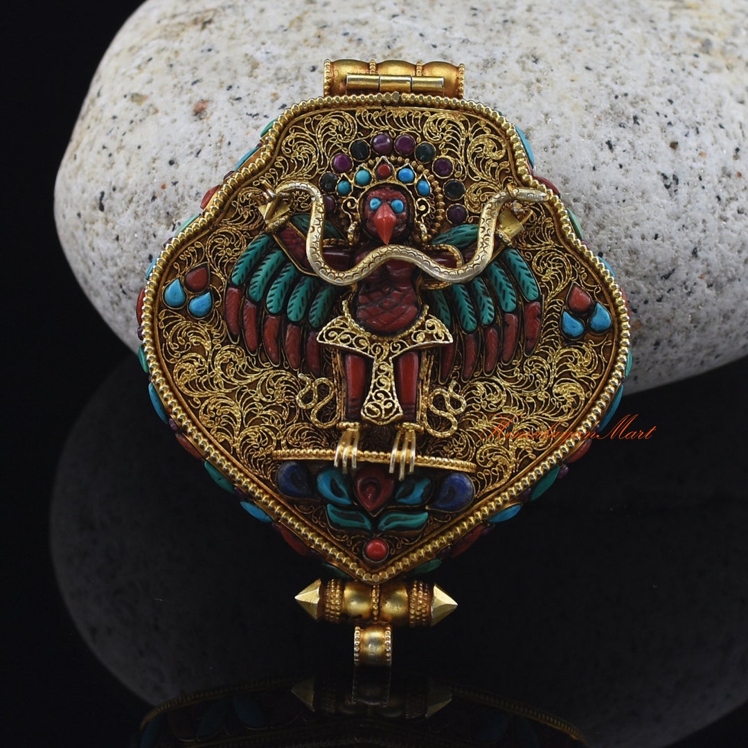 Beautifully Hand Carved Garuda & Green Tara Silver Tibetan Religious ...