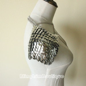 Shiny Handmade Scalemail Shoulder Armor, Silver Scalemaille Chain ...