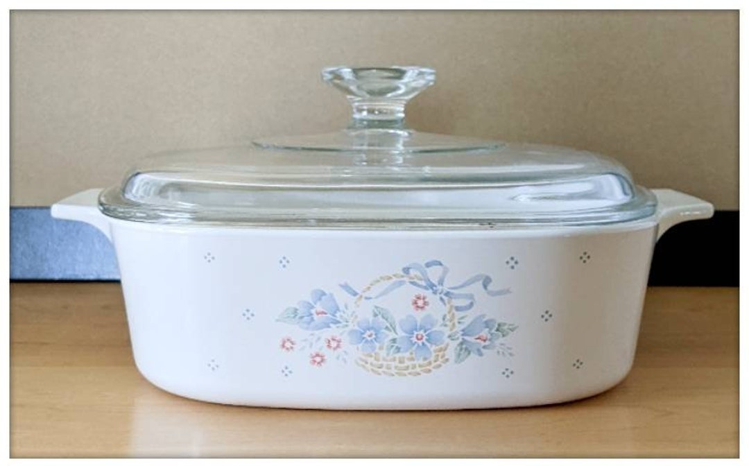 SPECIAL This Week 79 Instead of 99! Vintage Corning Ware A2B, 2 Bed W ...