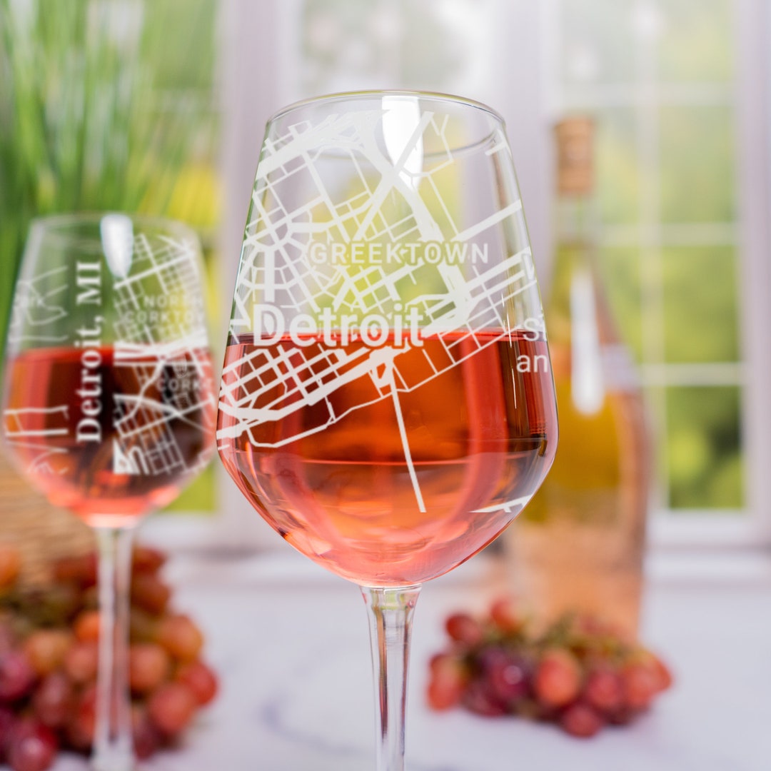 Detroit Wine Glass, Detroit MI Wine Glass Gift, Engraved City Map Glass ...