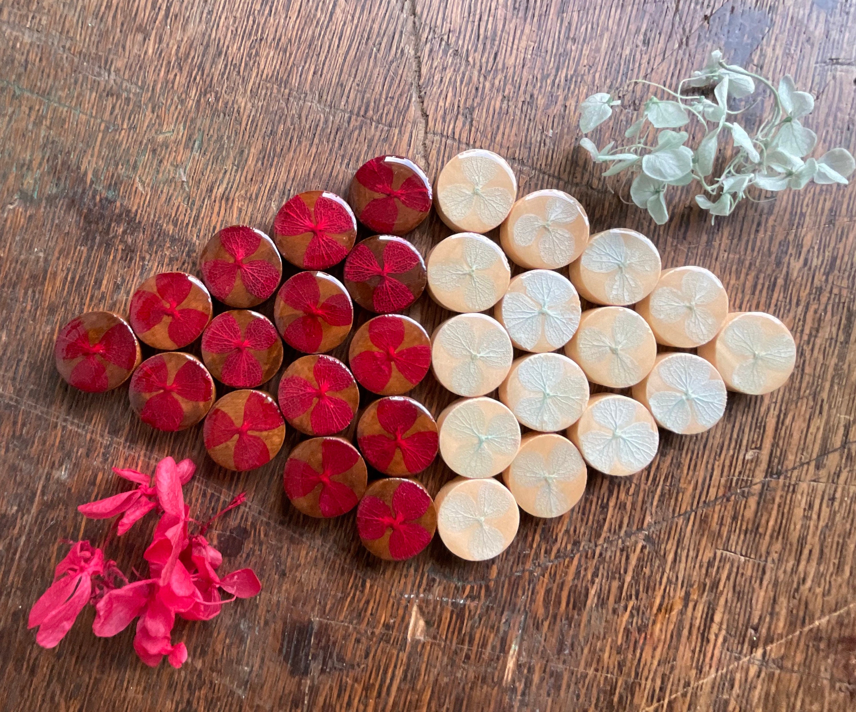 3 Petal Pressed Hydrangea Flower Counters Botanical Game | Etsy