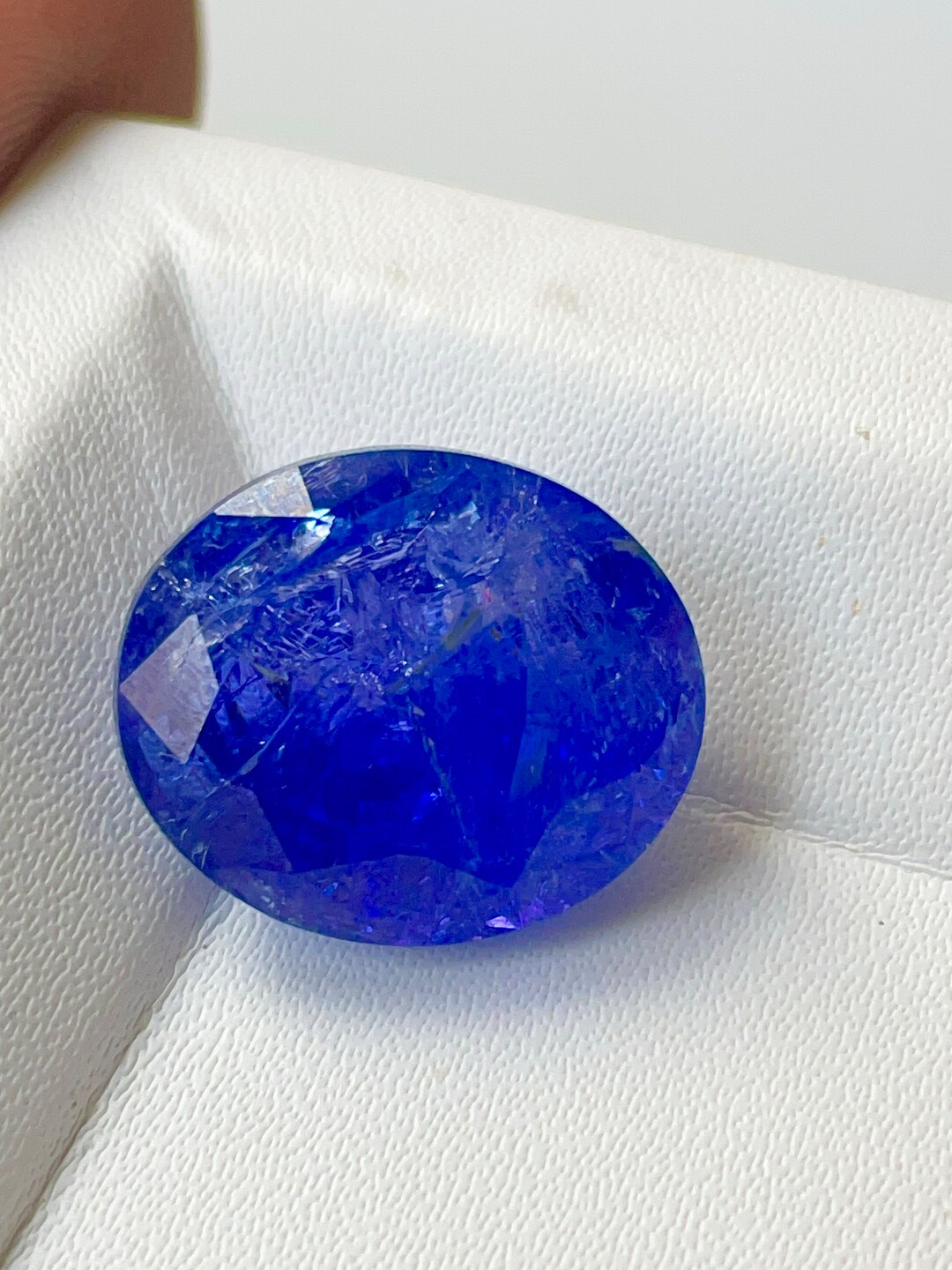 Tanzanite With Inclusions 16.65 Carats Oval Shape 14.2016.809.50 - Etsy