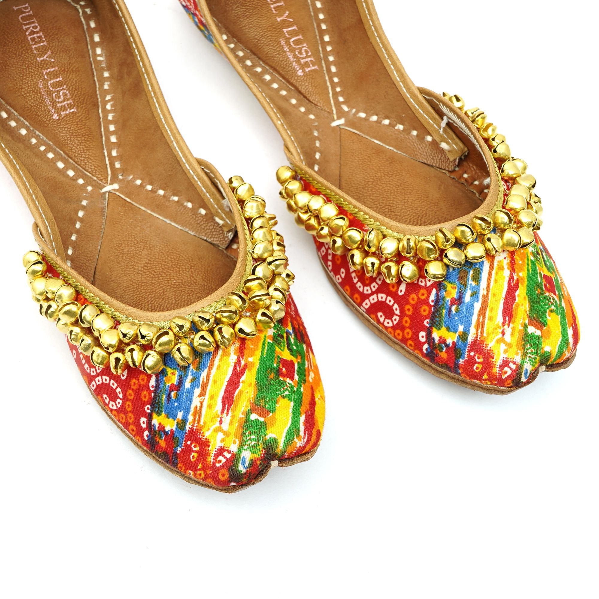 Bandhani Bonanza Designer Jutti for women Punjabi Jutti | Etsy