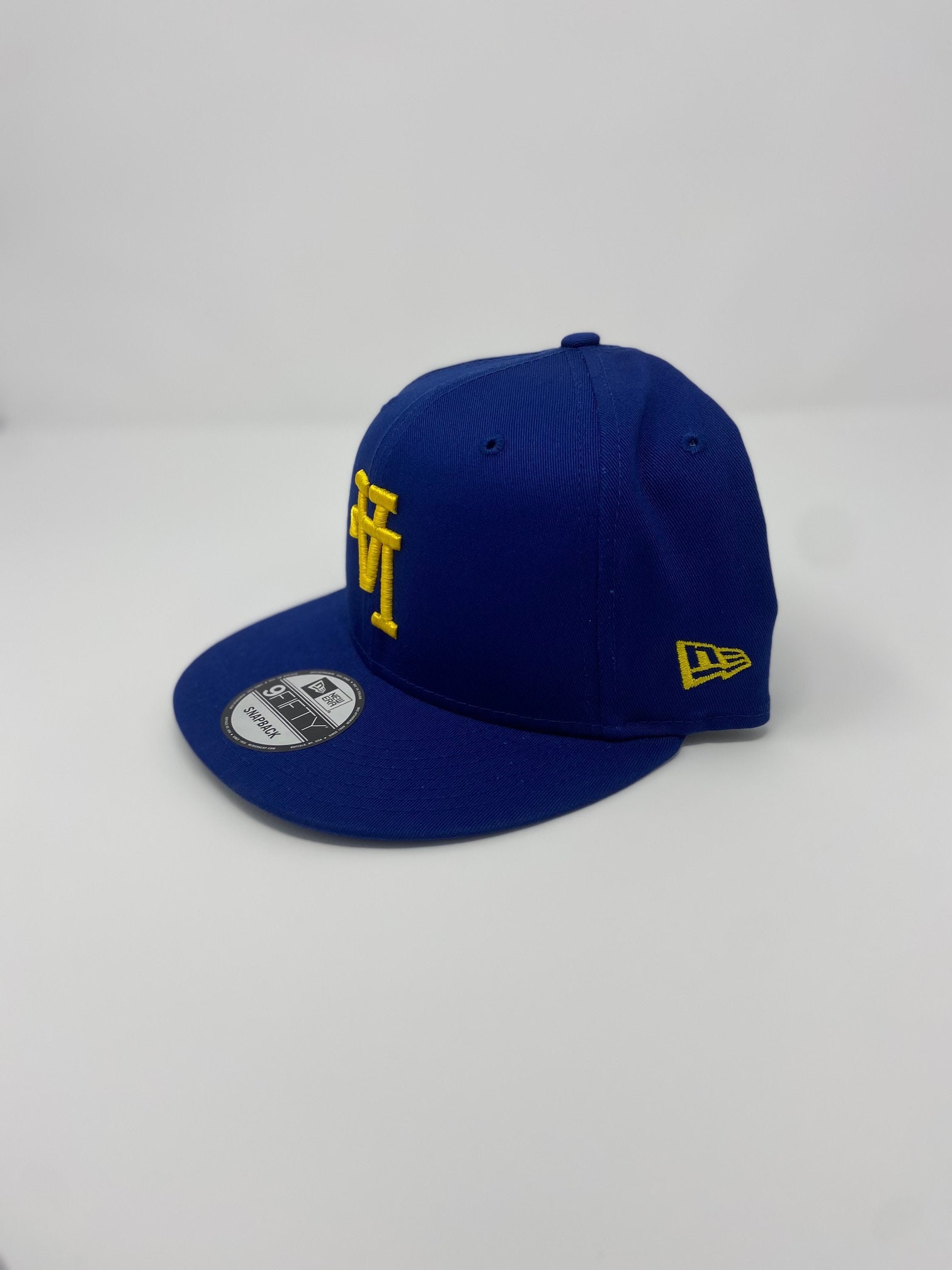 Upside Down "la" Royal Blue (yellow Thread) - Etsy