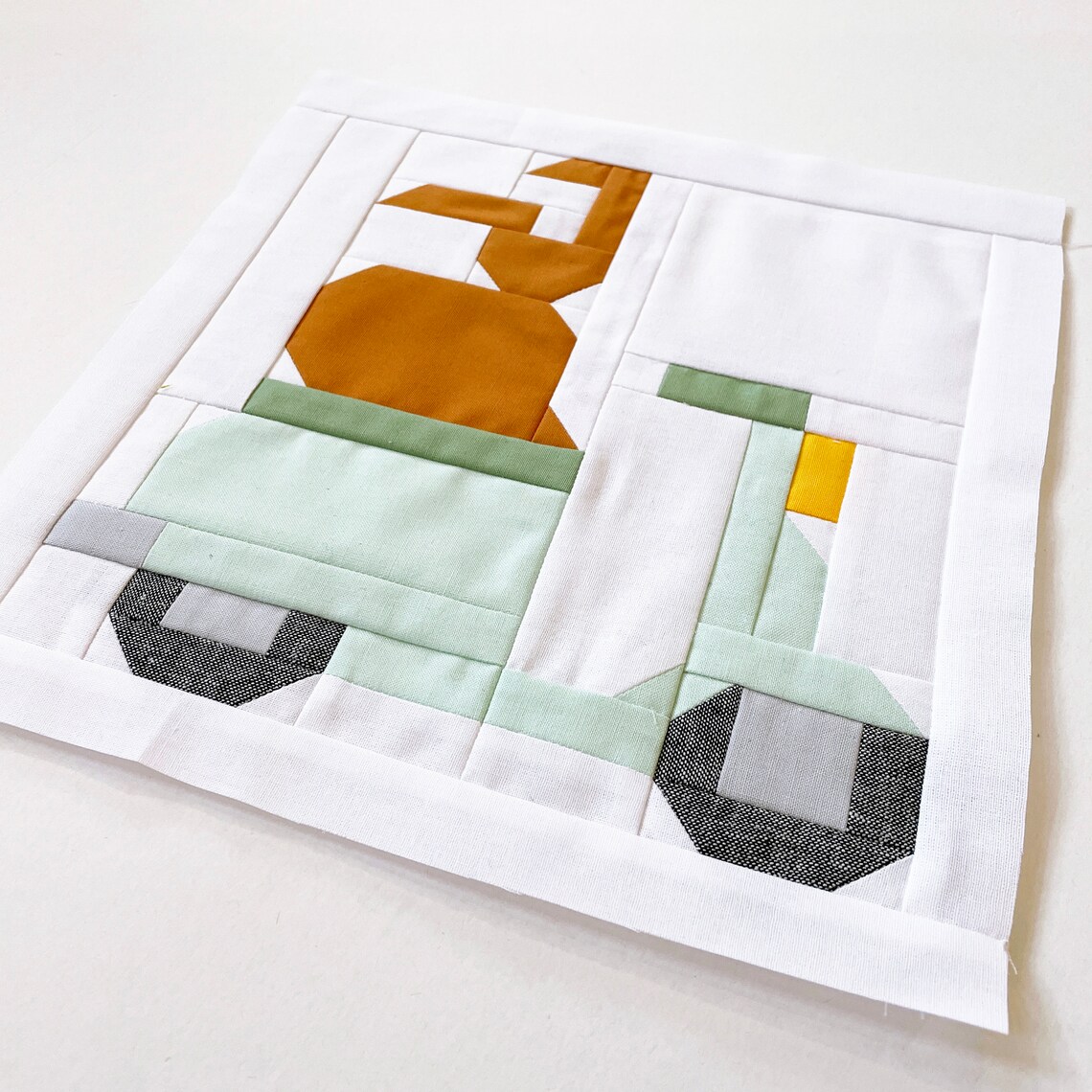 PDF Quilt Block Pattern – Moped – Easter Edition – Vehicle Quilt - Etsy