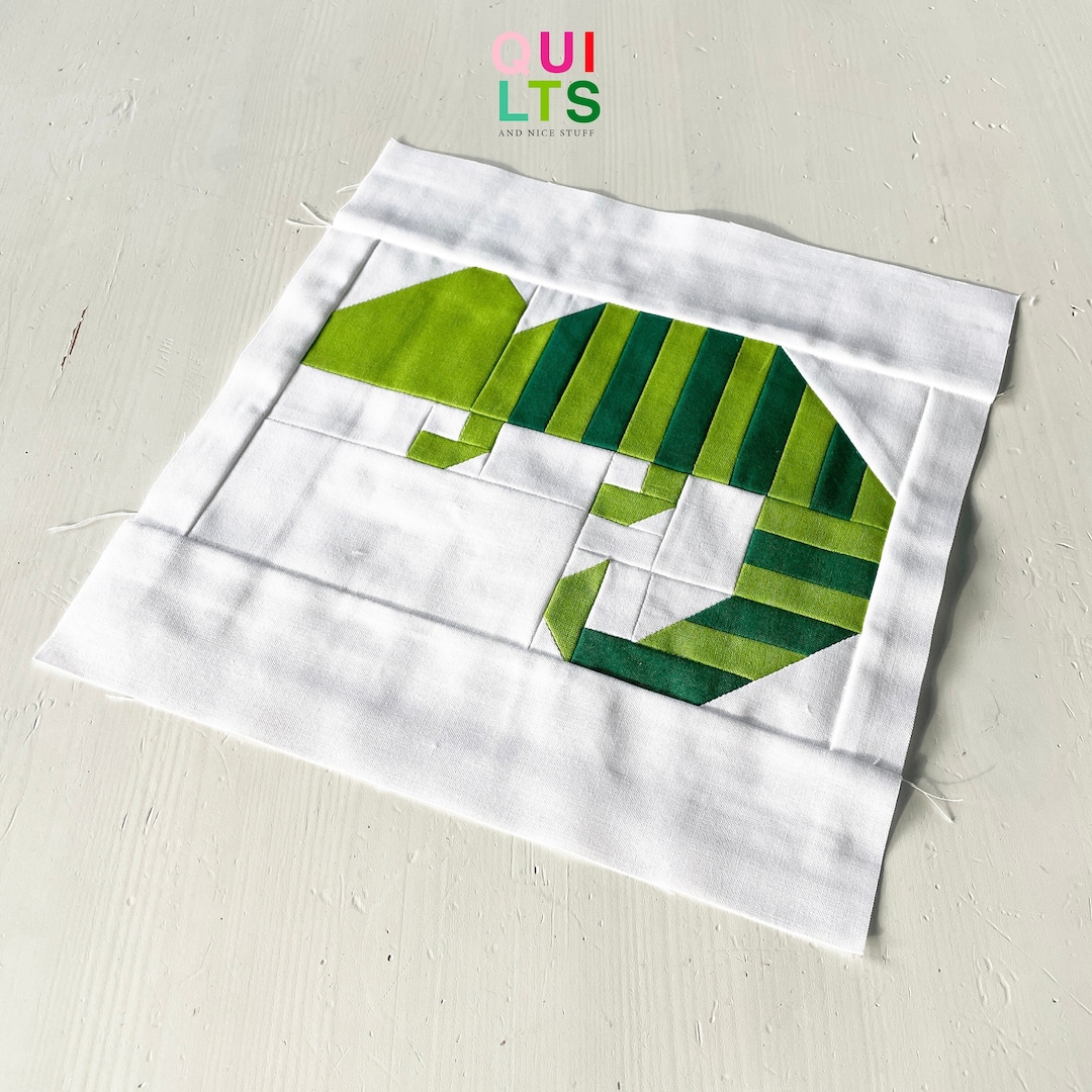 PDF Quilt Block Pattern – Chameleon – Animal Quilt - Etsy
