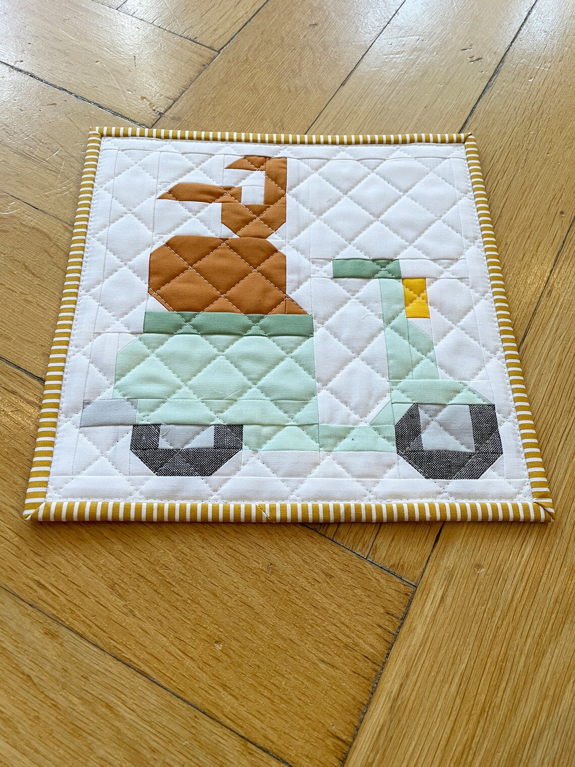 PDF Quilt Block Pattern – Moped – Easter Edition – Vehicle Quilt - Etsy