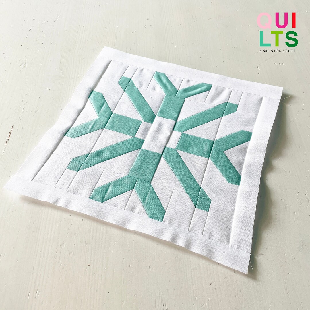 PDF Quilt Block Pattern Snowflake 2 Christmas Quilt Christmas Present ...