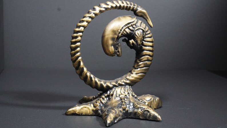 Alien Xenomorph Chest Burster Model in Gold or Silver - Etsy