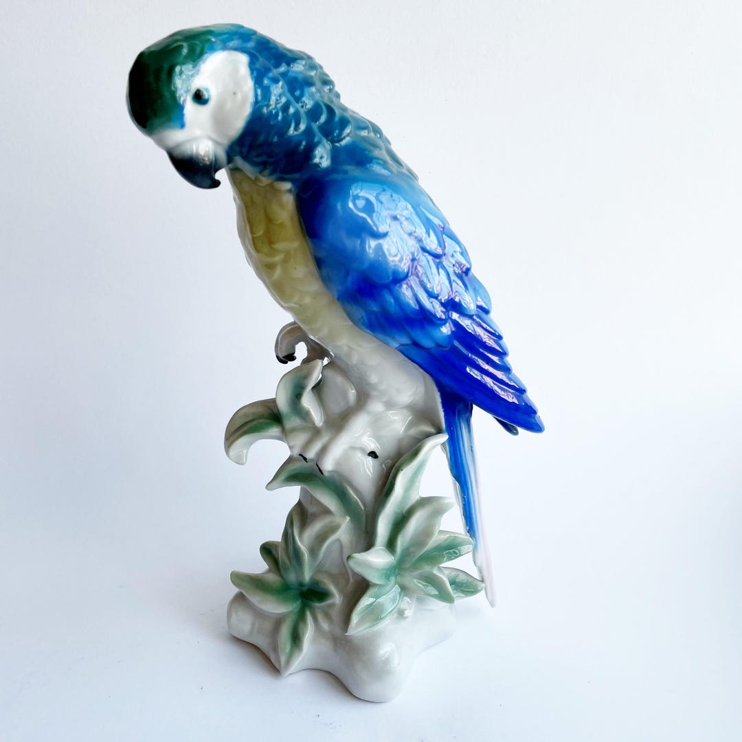 Capodimonte Porcelain Blue Macaw Parrot Bird. Italian Ceramics. Blue ...