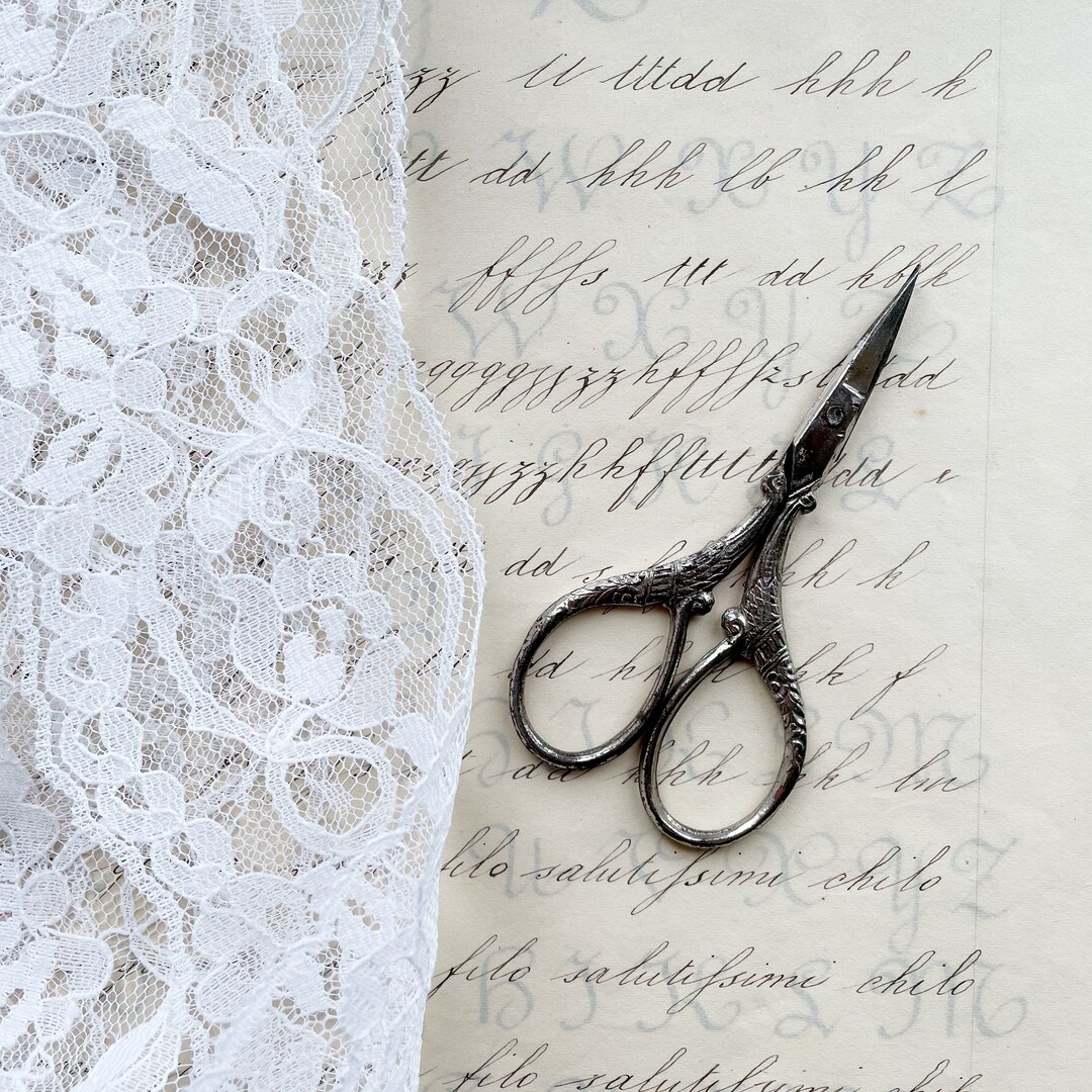 Small Vintage Embroidery Scissor. Vintage Embroidery Scissors. Vintage ...