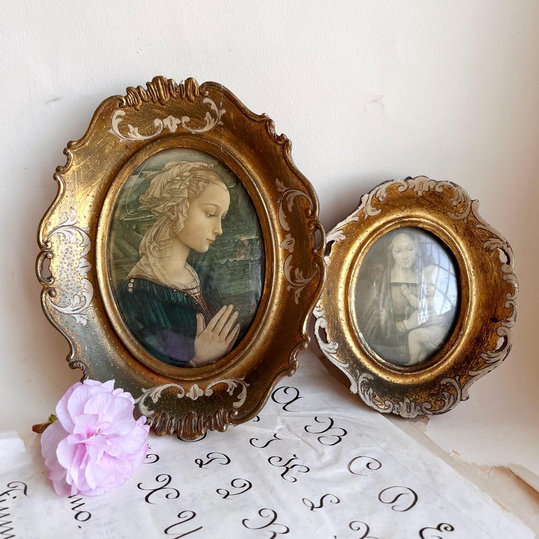 Set of 2 Vintage Ovals With Florentine Style Frame in Wood and Gold ...