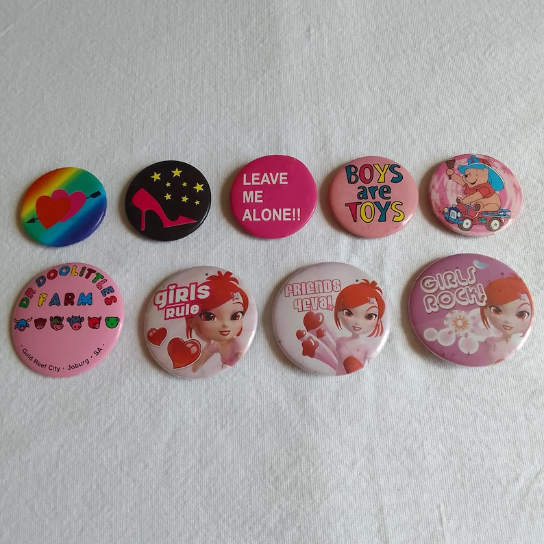 9 Vintage Buttons Pins Badges Assorted Messages From the 70/80's - Etsy