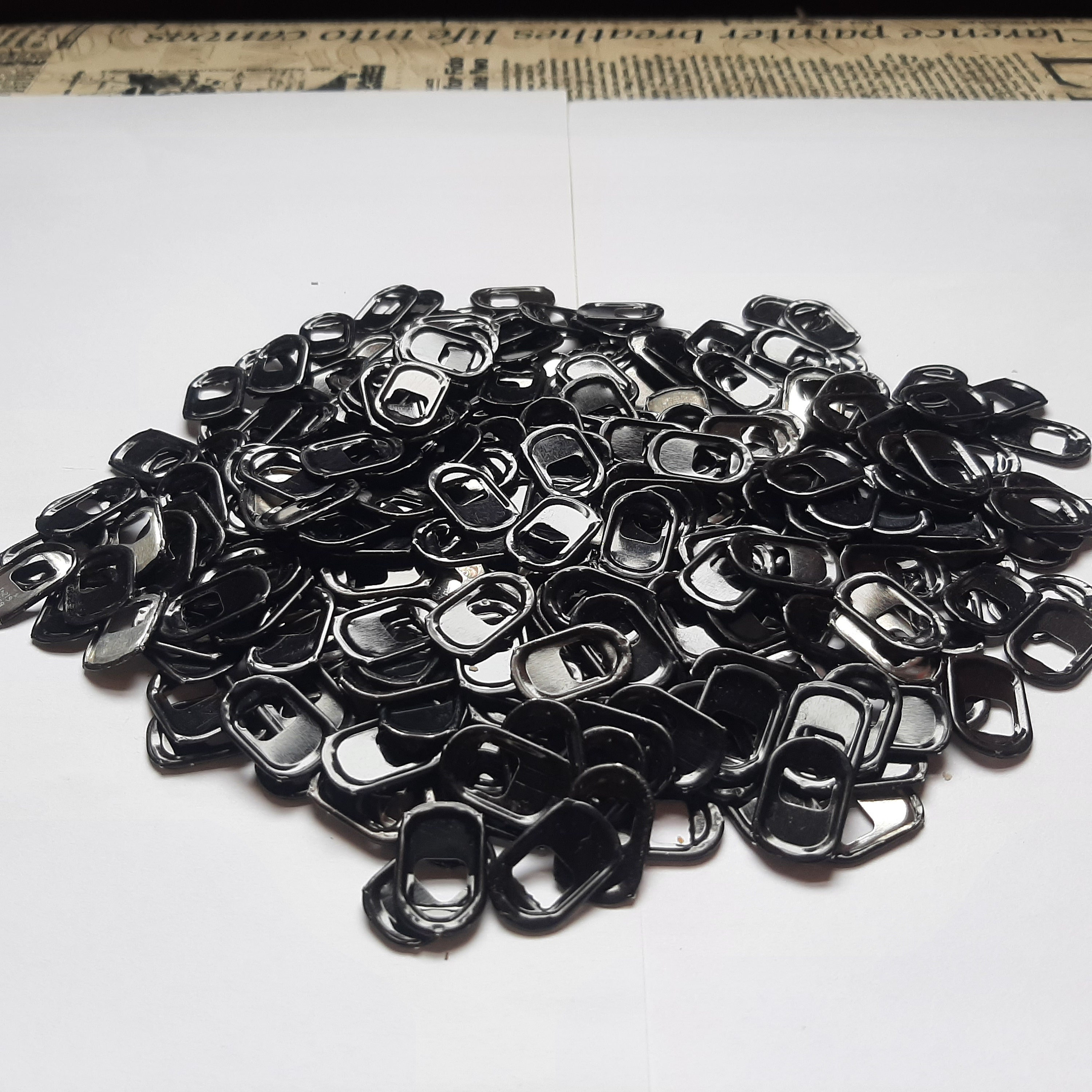 200 Black Aluminum Pop/soda/beer Tabs for Crafts, DIY Projects and More ...