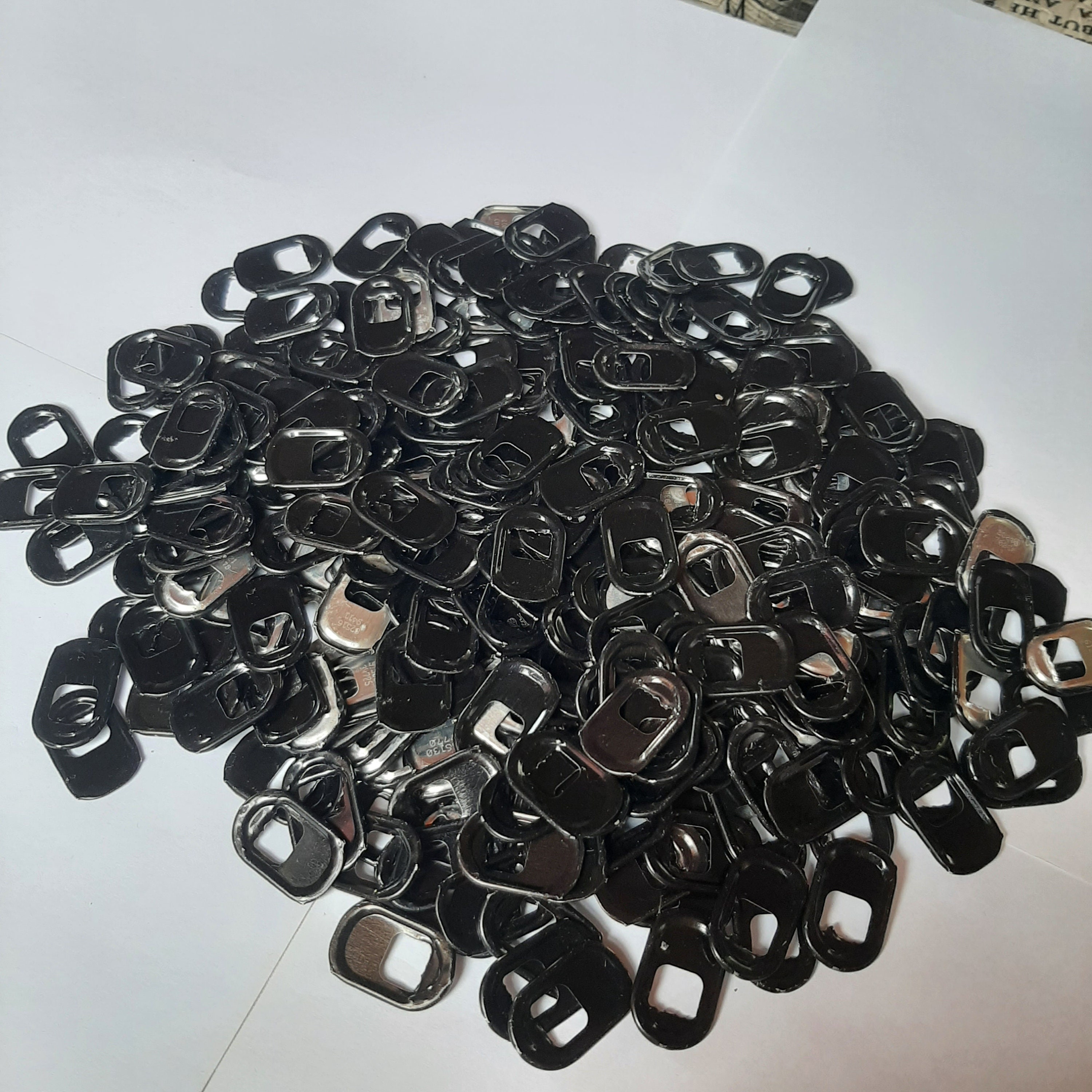 200 Black Aluminum Pop/soda/beer Tabs for Crafts, DIY Projects and More ...