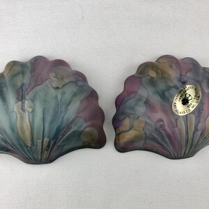 Vintage Reuven Glass Hand Painted Clam Shell Box by Nouveau Art Glass ...