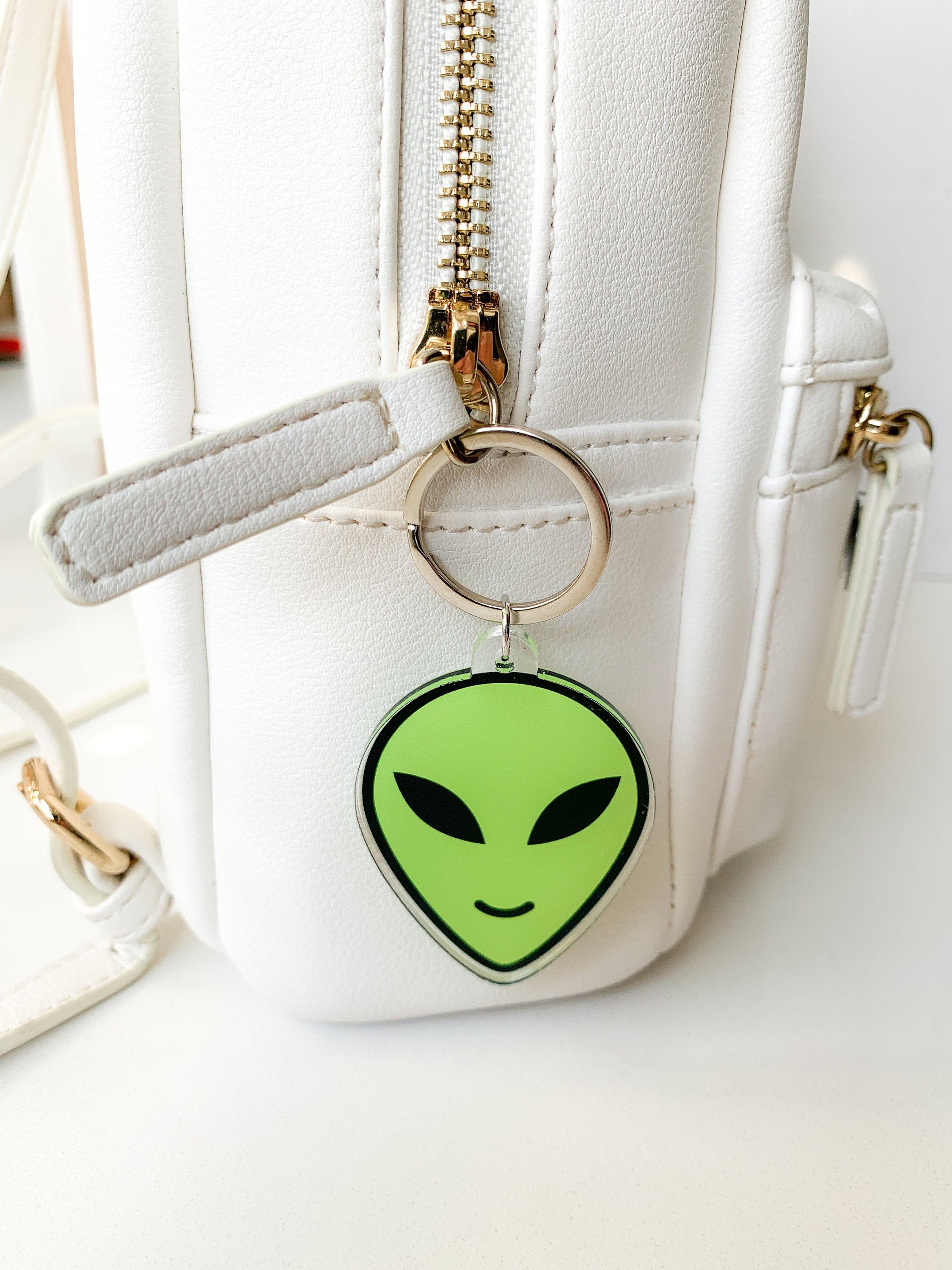 Alien Keychain / Alien Gift / Outer Space 90's Keychain - Etsy