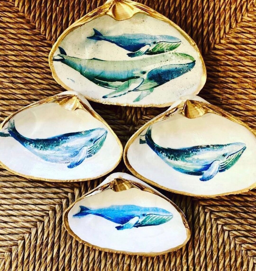 Clamshell Whale Jewelry Dish - Etsy