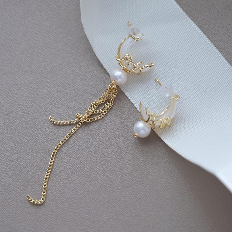 Mismatched Earrings - Etsy