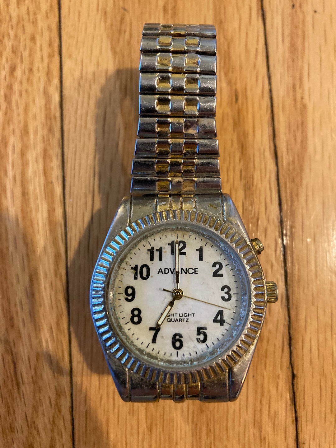 Vintage Advance Night Light Quartz Wristwatch - Etsy