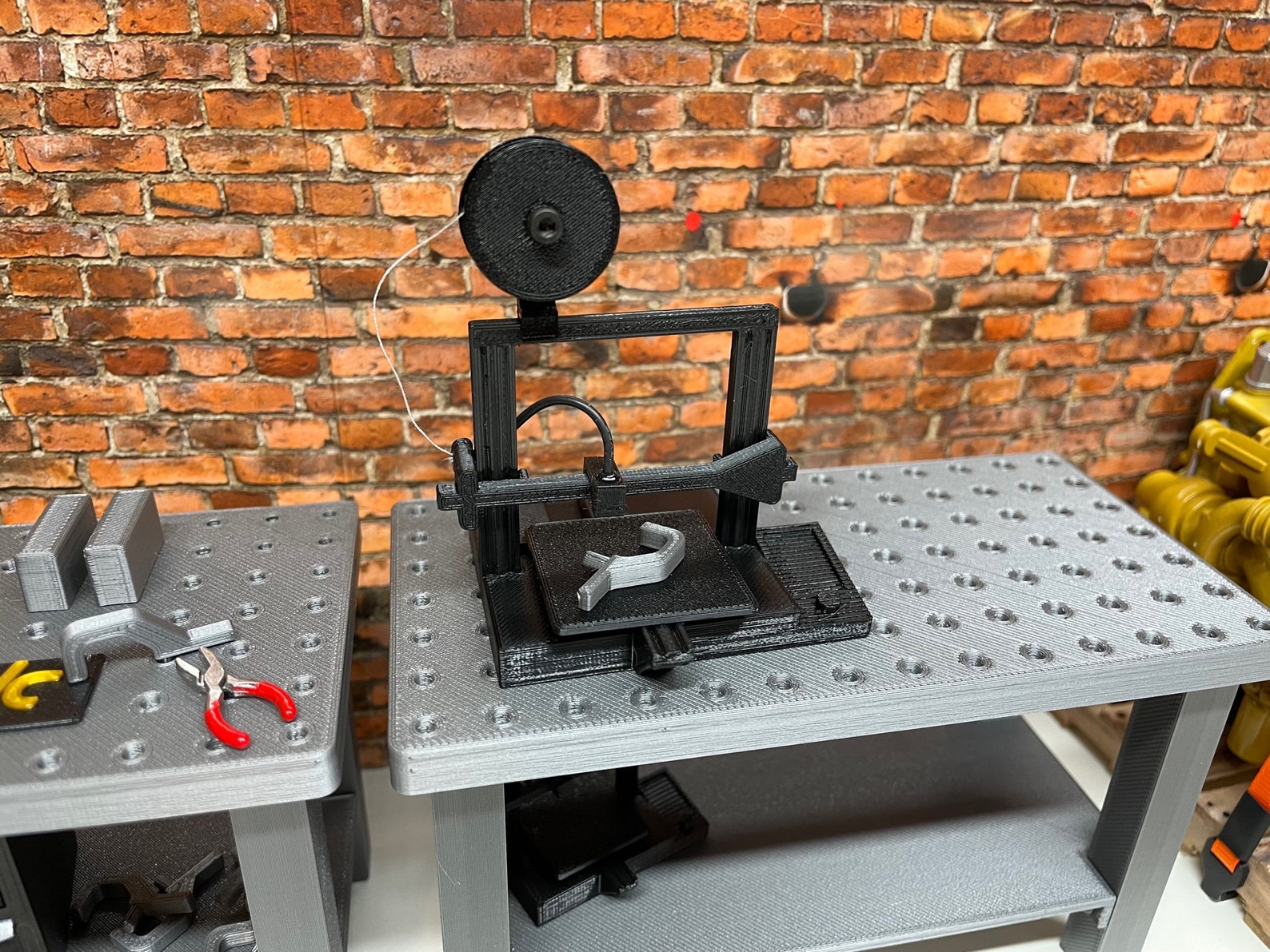 1/10 Scale 3D Printer, for Those Extra Small Projects! Right at Home in ...