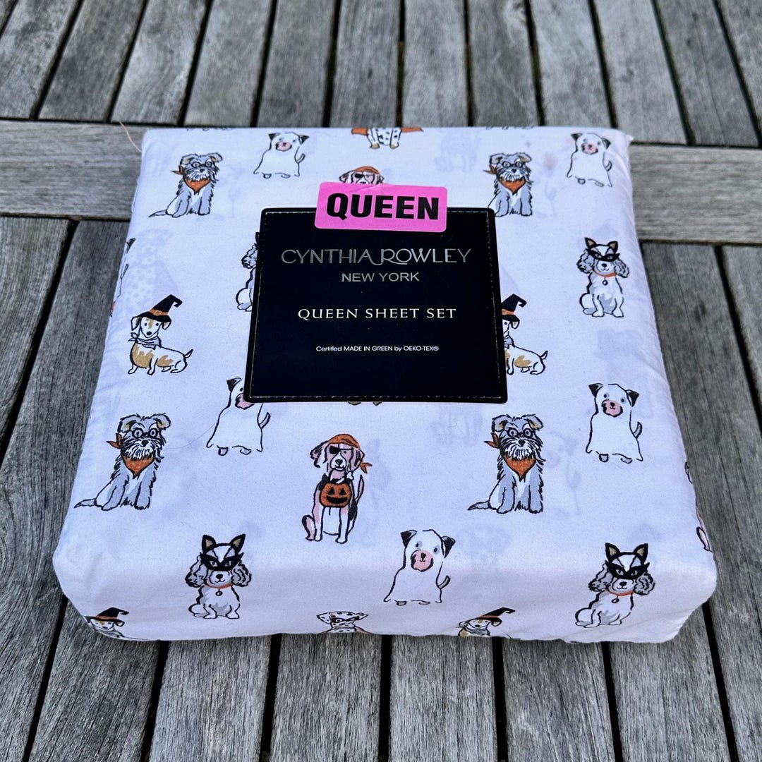 CYNTHIA ROWLEY Halloween Dogs Dachshund Mutt Beagle Dog Queen 4pc Sheet ...