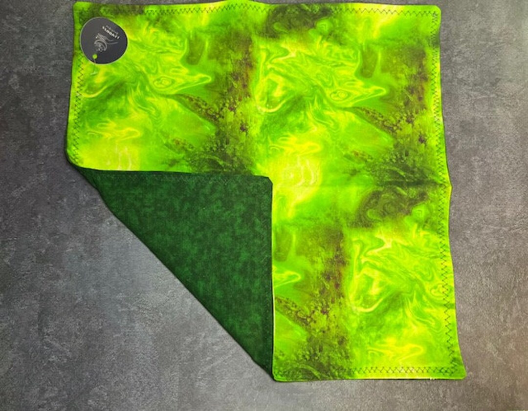 Reversible Neon Yellow/ Green Altar Cloth, Tarot Cloth, Oracle Cloth ...