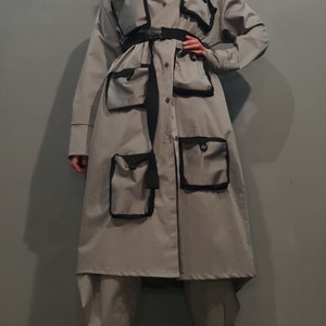 Avant Garde Women Outfit, Extravagant Women Costume, Avant Garde Blazer ...