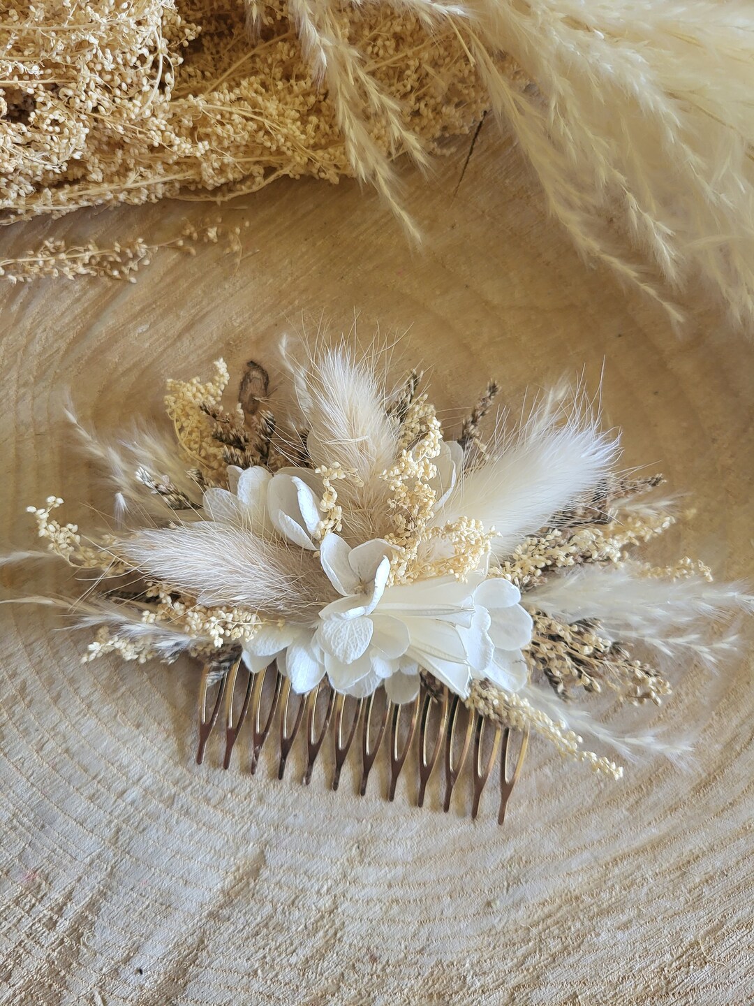 Dried Flower and Pampas Grass Comb Nude Color Comb Wedding Hairstyle ...