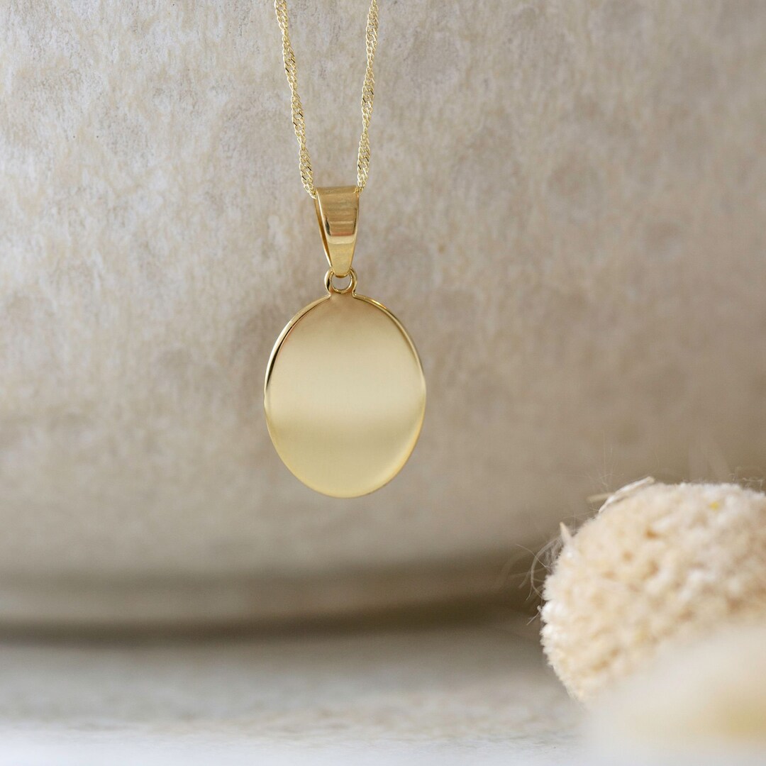 Oval Engraving Pendant Freely Customizable Made of 333 Yellow Gold Gift ...