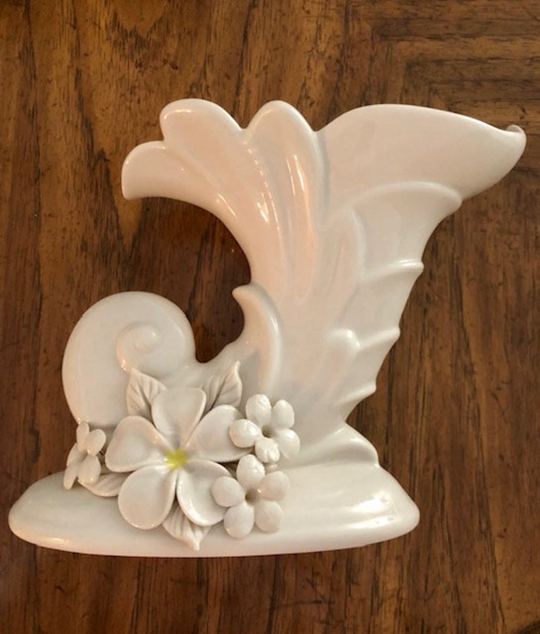 Vintage Hawaii Plumeria Flower Porcelain Cornucopia Vase - Etsy