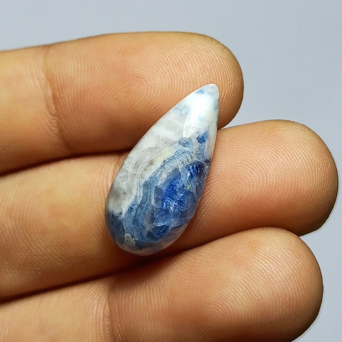 100% Natural Blue Scheelite 10 Ct Crystal Gemstone / Handmade | Etsy