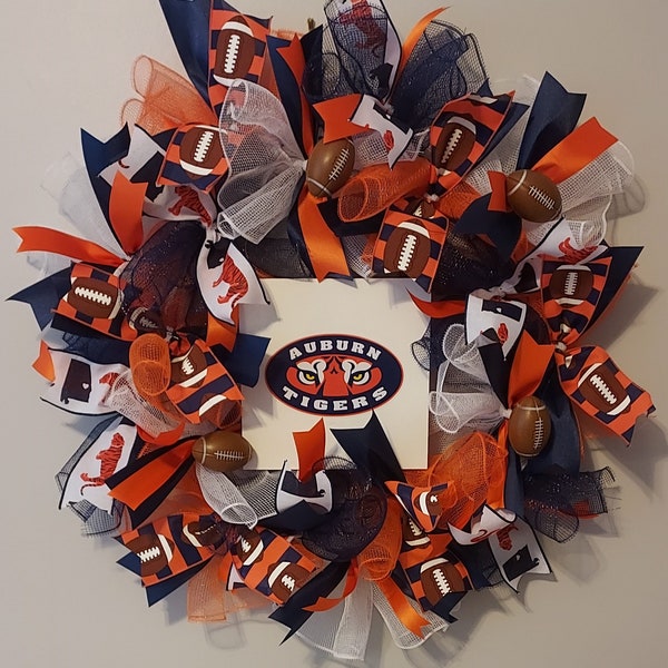 Tiger Wreath - Etsy