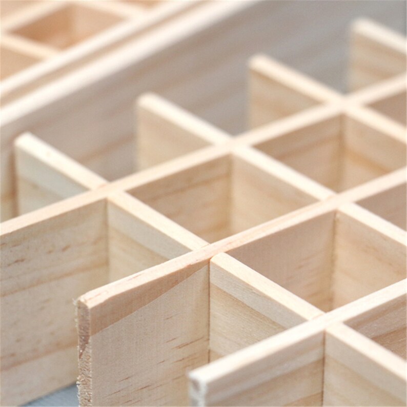 Wooden Oils Box / Aromatherapy Bottles Organizer / Wood - Etsy