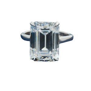 Jennifer Lawrence Gorgeous Engagement Ring, Solitaire Emerald Diamond ...