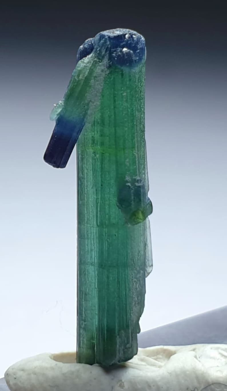 Tourmaline crystal sprays blue color terminated Materials Gemstones ...