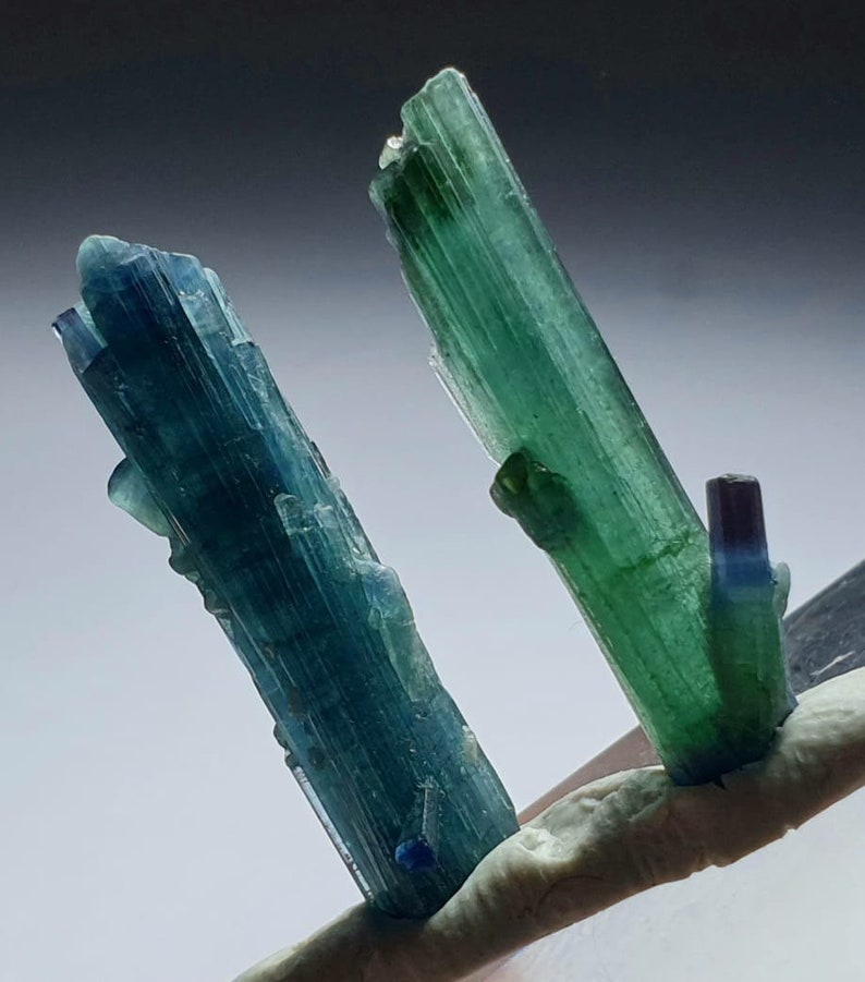 Tourmaline crystal sprays blue color terminated Materials Gemstones ...