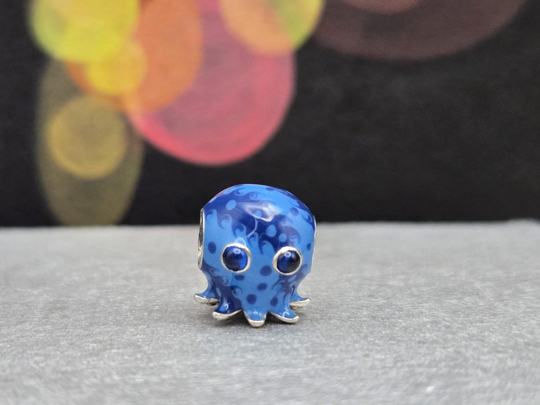 New Octopus Blue Ocean Bubbles & Waves Charm , Authentic Charm for ...